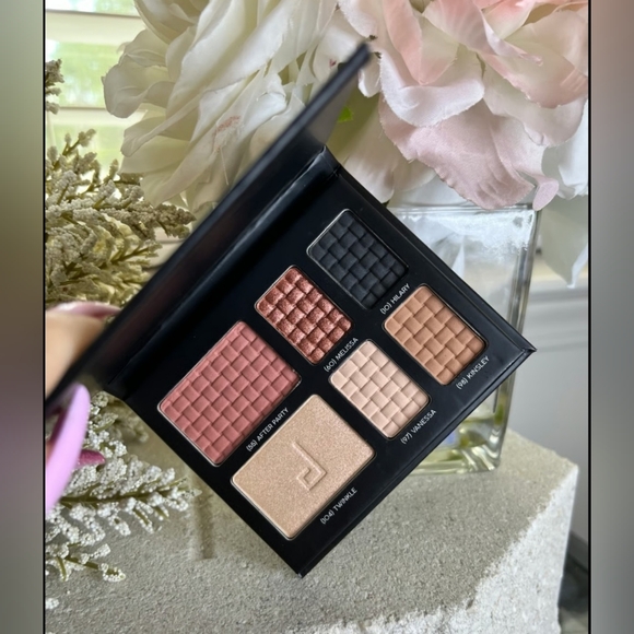 Doucce | Makeup | Doucce Onthego Makeup Pallet | Poshmark